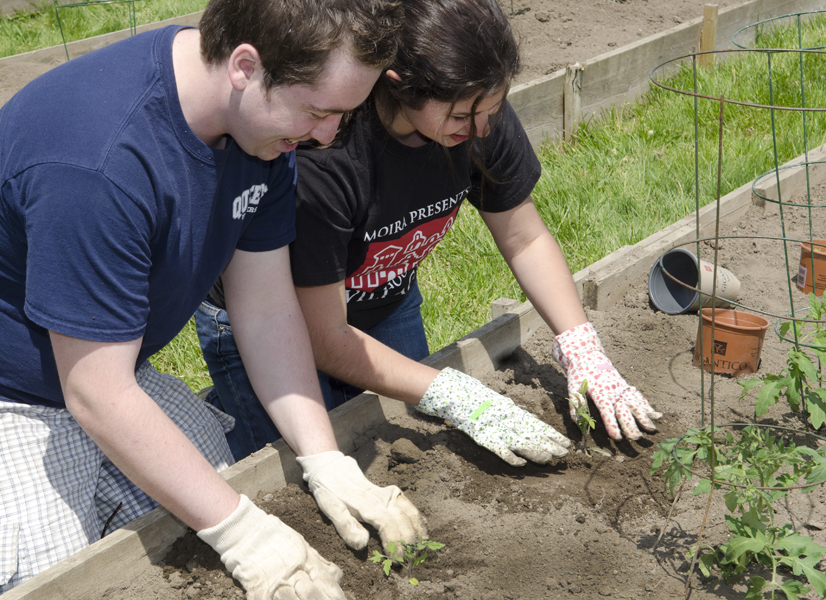 ‘Service Above Self ‘ motto inspires Belleville high school students ...